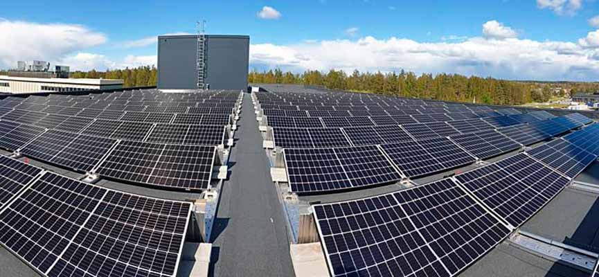 Solenergi til opladning af Toyota Trucks med lithium-ion